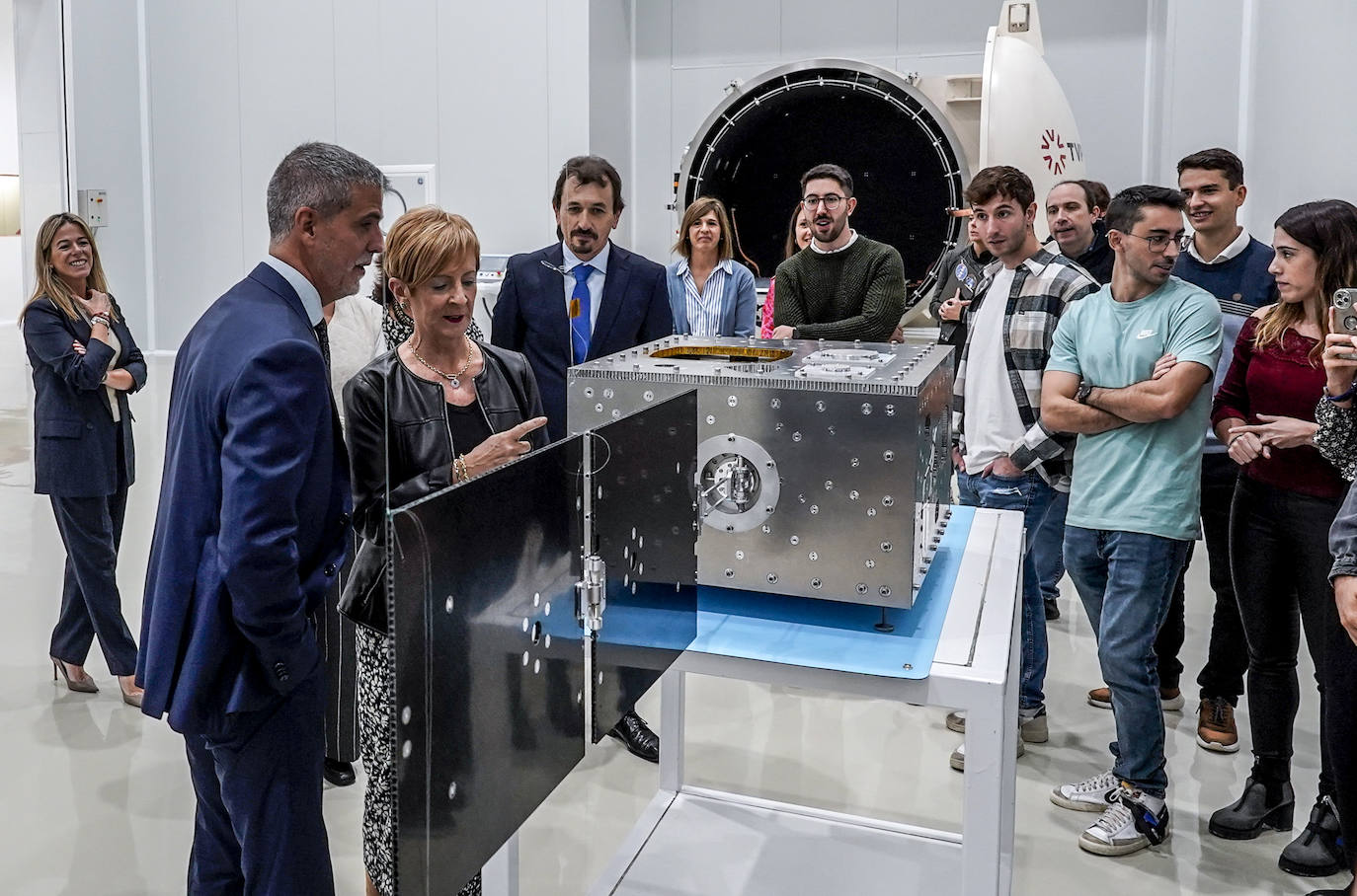 Lur-1, el primer satélite vasco | El Correo